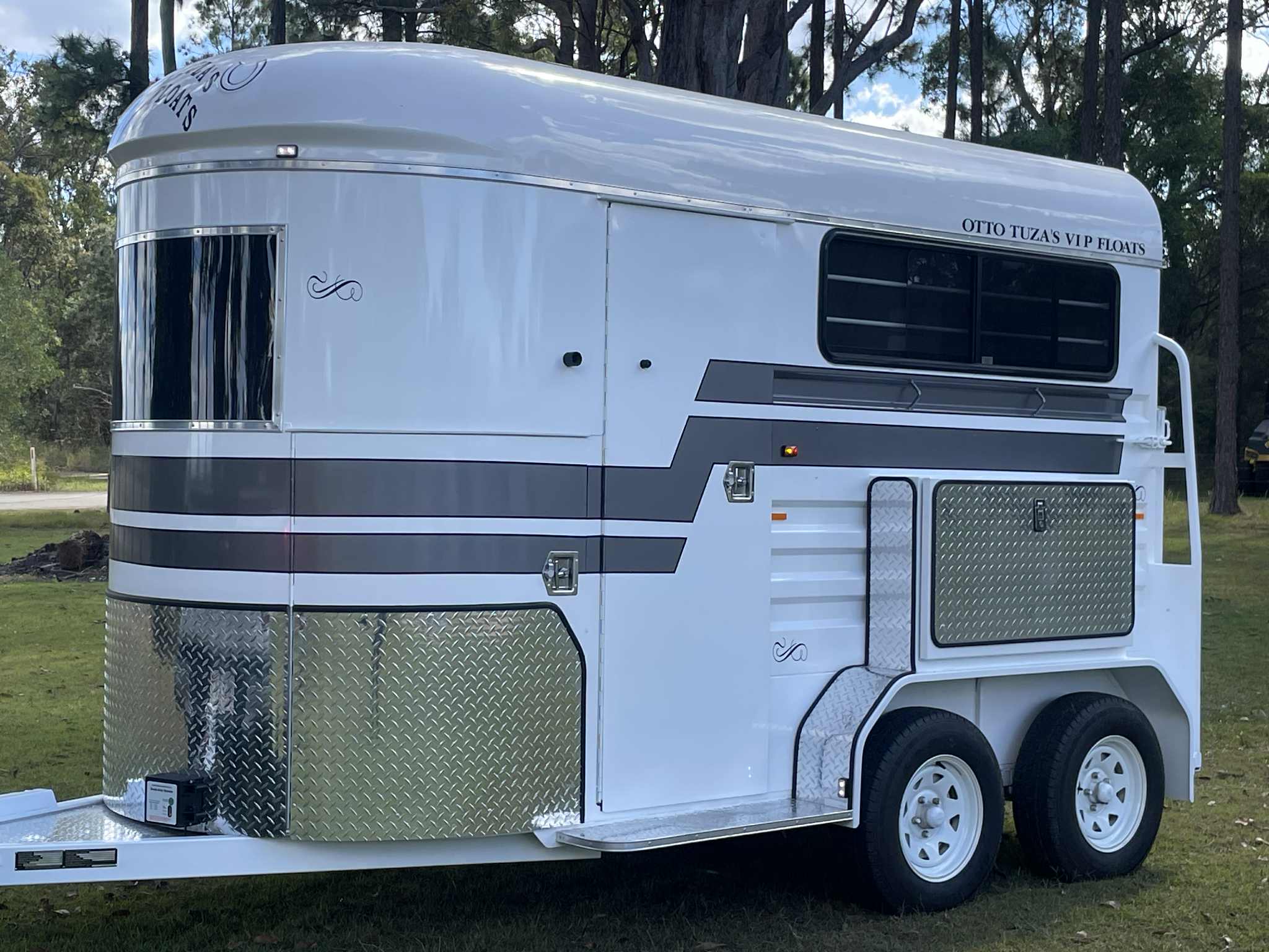 1974 Kara Kar horse float 2HSL for $9,000.00 in Orangeville, NSW ...