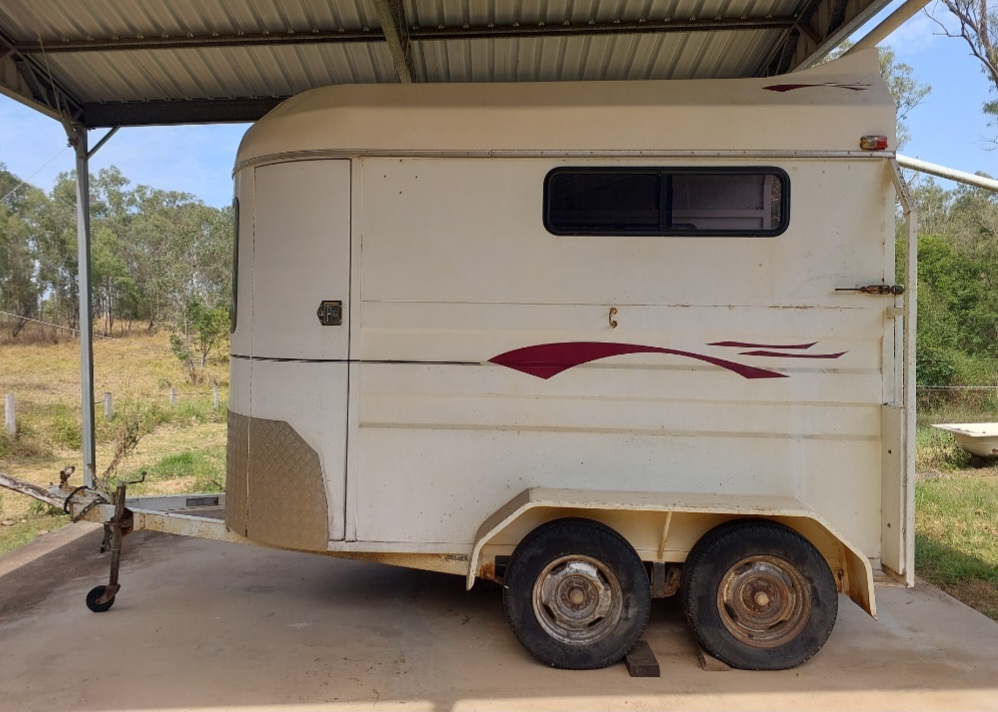 1974 Kara Kar horse float 2HSL for $9,000.00 in Orangeville, NSW ...